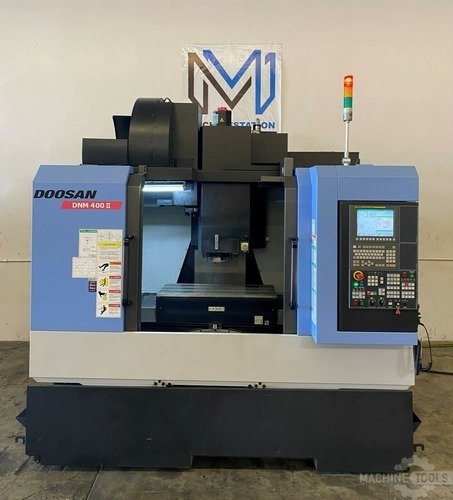 DOOSAN DNM 400 II Vertical Machining Centers - MachineTools.com