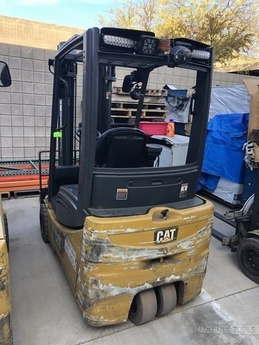 Montacargas A la Venta - MachineTools.com