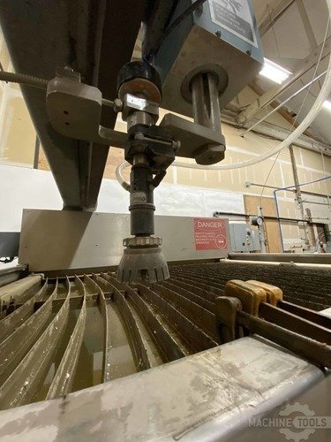 FLOW MACH 100 1313 Cortadoras por Chorro de Agua Usado - Excelente ...