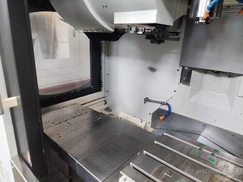 MAXCUT MV-1830 Vertical Machining Centers #607403 - MachineTools.com