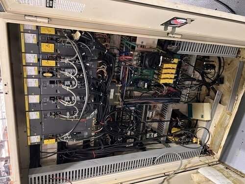 TSUGAMI BU26SY Tapez suisses automatiques Machines à vis Occasion ...