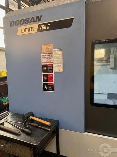 DOOSAN DNM 750II Vertical Machining Centers Used - Good #624176 ...