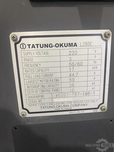 Eccellente Torni CNC GENOS L250E OKUMA 667263 - MachineTools.com
