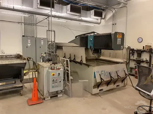 FLOW MACH 3 1313B Découpe au jet d'eau Occasion - Excellent 673046 ...